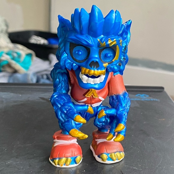 Toys | Treasure X Monster Blue Mega Monster Lab With 5 Figure Werewolf ...